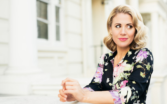 Victoria Fox | Pizza Express Live