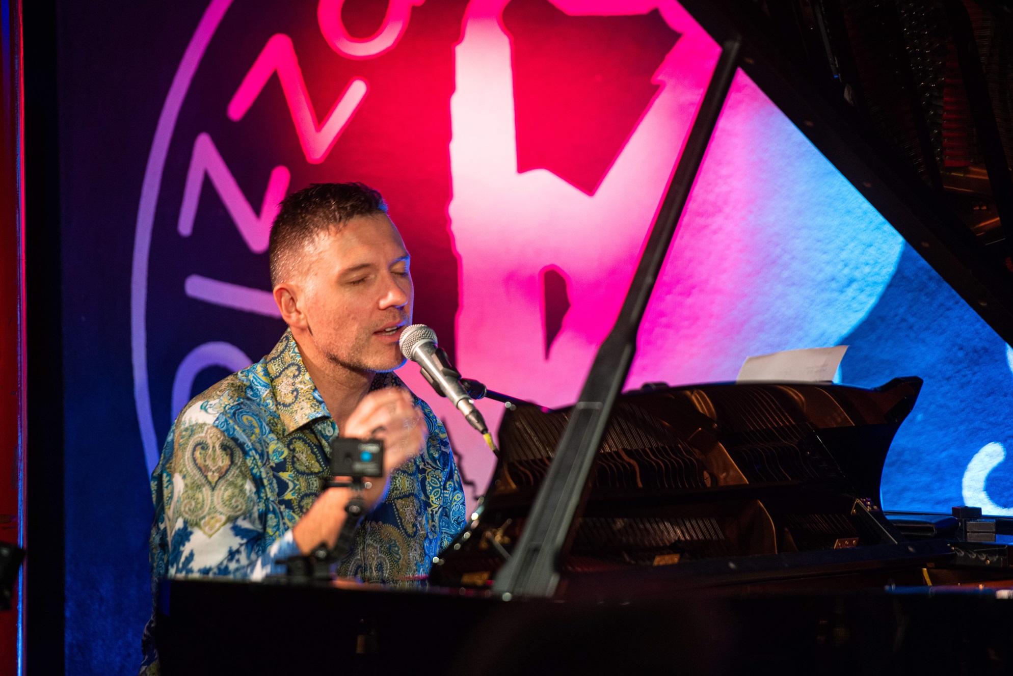 Robin Phillips ‘Return From The Source’ | Pizza Express Live